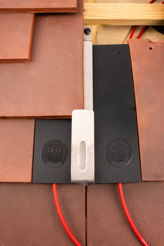 Solardek Tile Flash – DEKS Industries Europe Limited